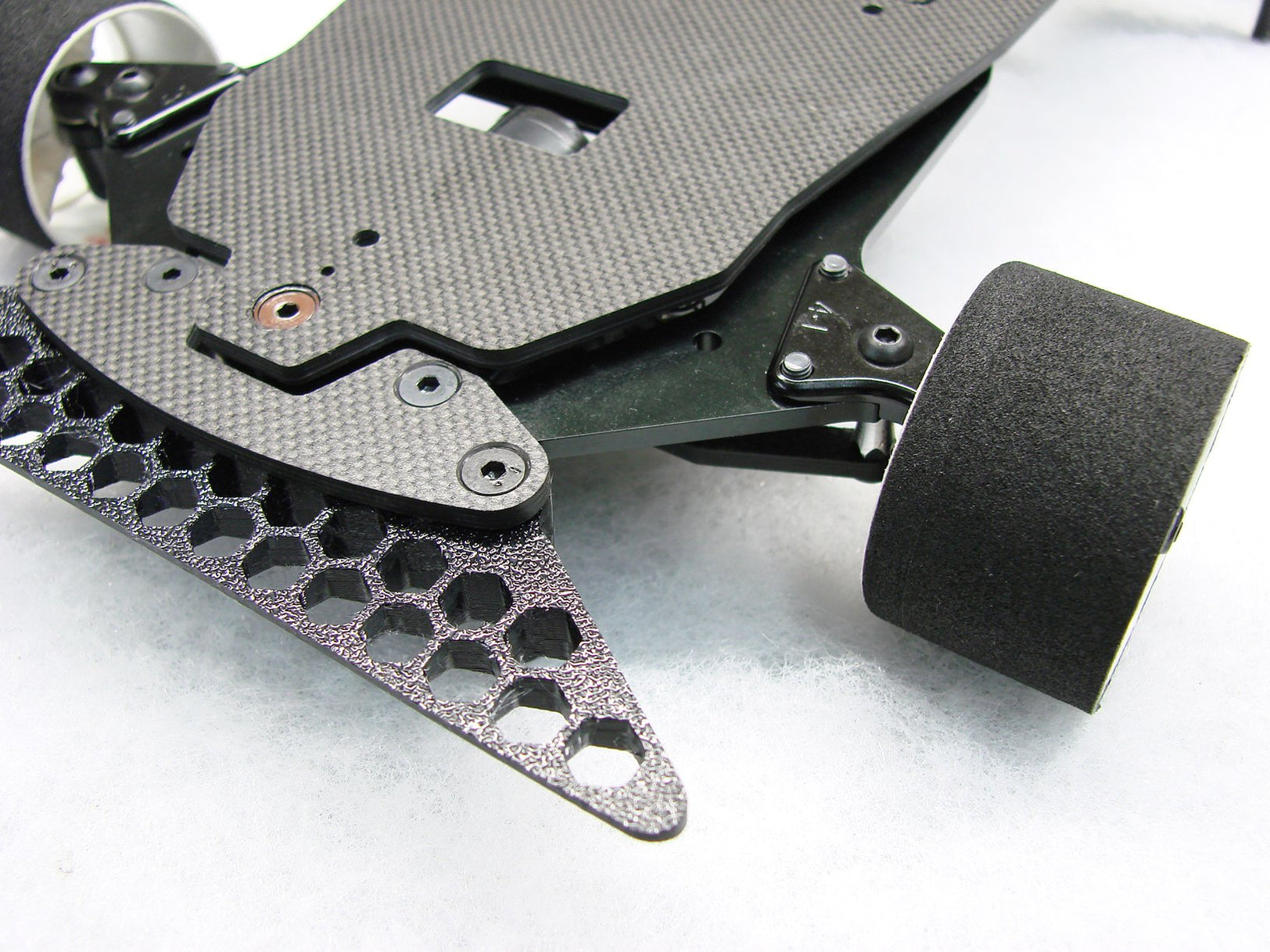 3000 – CRC – MetriCKs 1/12th road race car — 997 RC Raceway